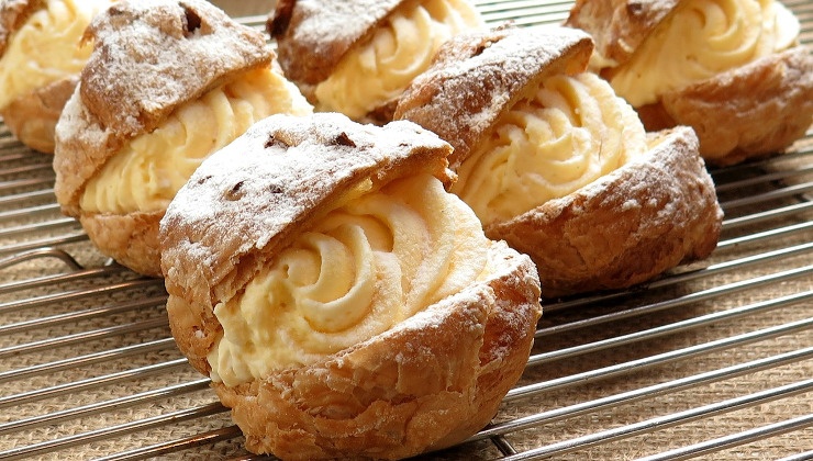 Pasta Choux, la ricetta base per bignè perfetti
